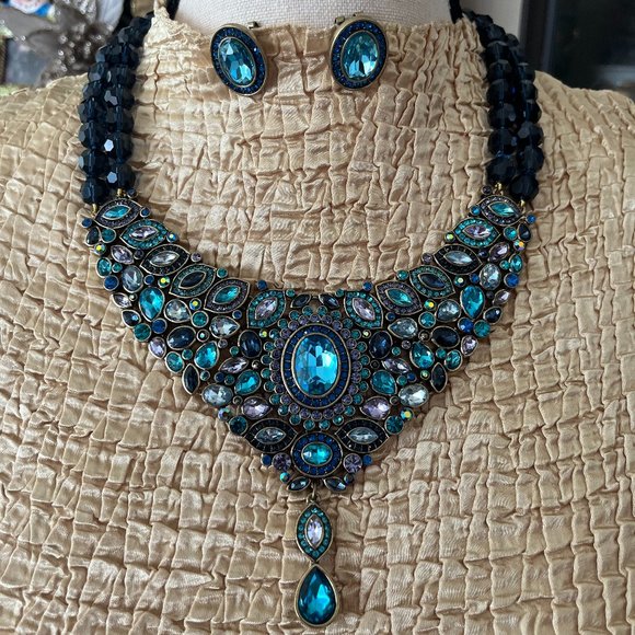 Heidi Daus | Jewelry | Heidi Daus Shades Of Blue Bid Necklace And ...